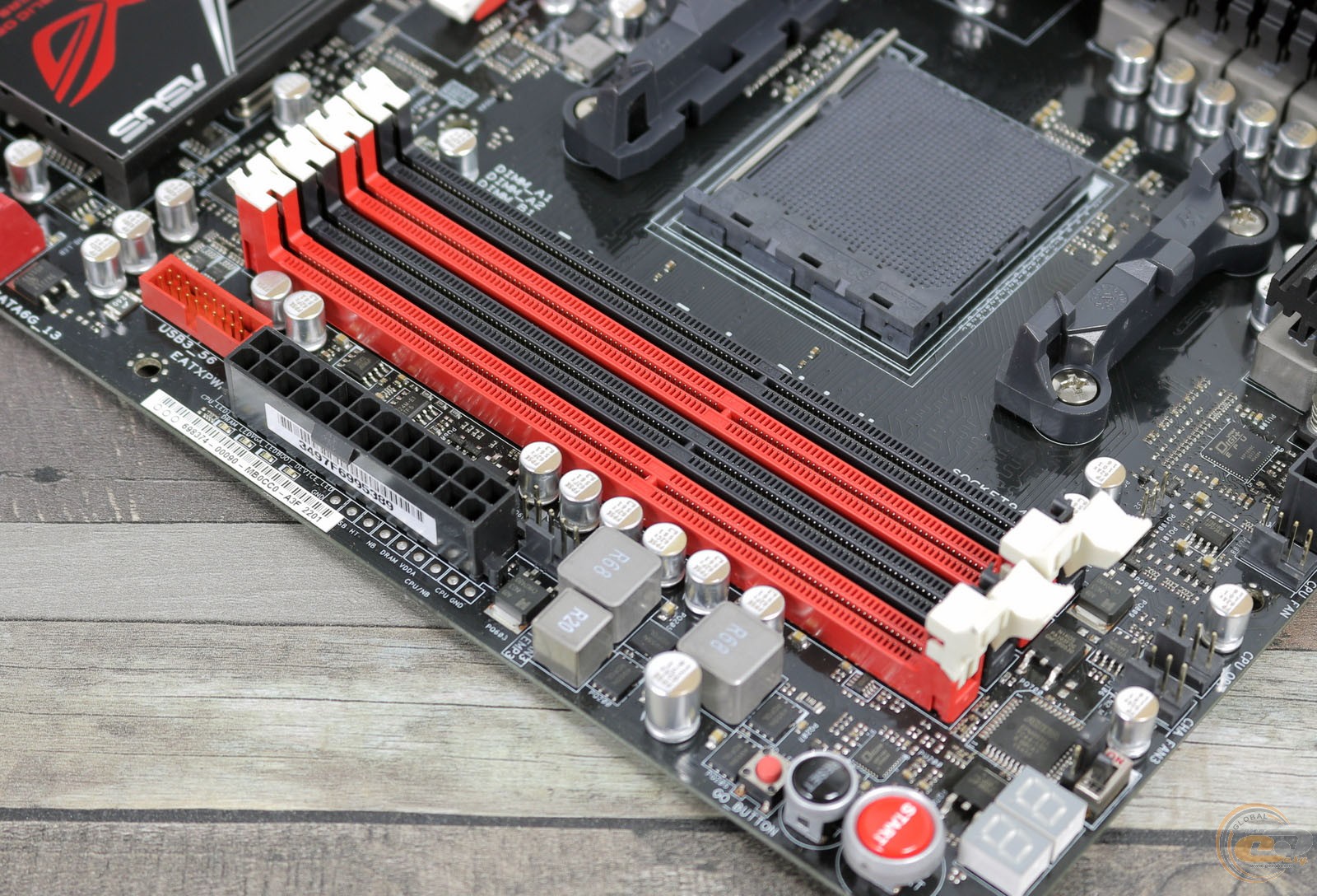 ASUS CROSSHAIR V FORMULA Z ASUS CROSSHAIR V FORMULA Z